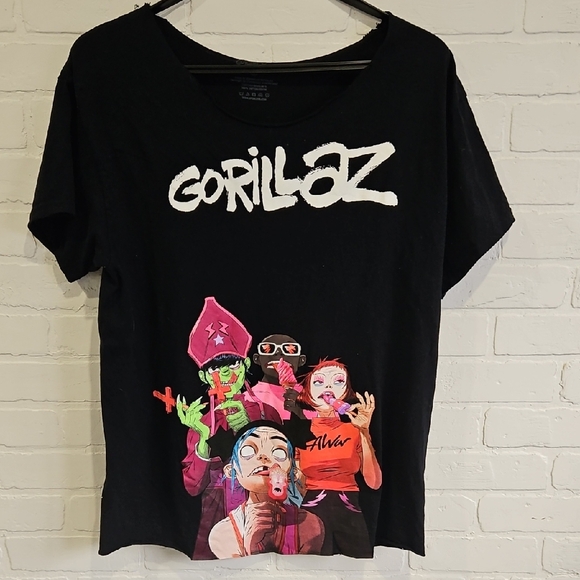 Gorillaz | Tops | Gorillaz Destroyed Tee | Poshmark